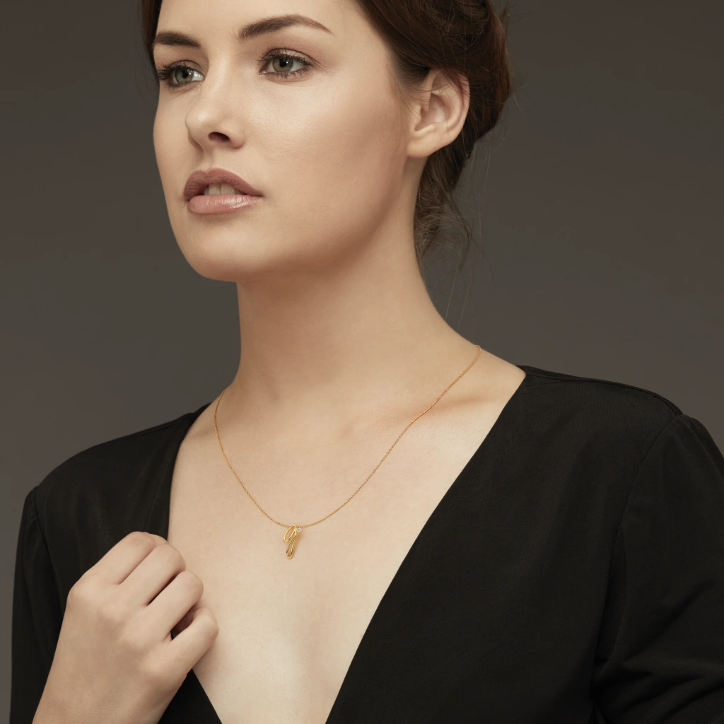 The Cursive G Necklace | BlueStone.com
